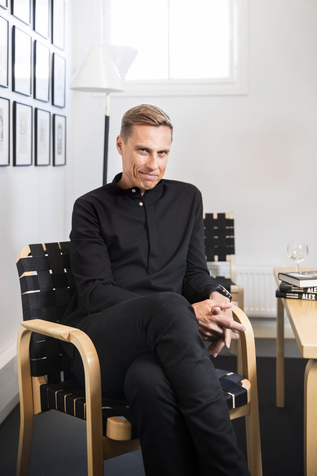 Alexander Stubbin kuvat juhannuksesta - ulkohuussi saa kommentteja! - Hymy